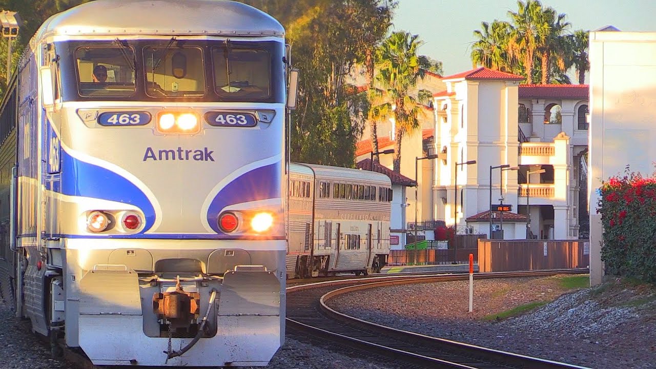 Amtrak & Metrolink action in Santa Ana, CA December 20th, 2013 - YouTube