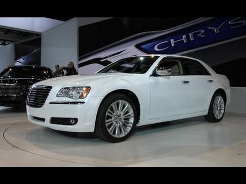 2011 Chrysler 300 / 300C @ 2011 Detroit Auto Show - CAR and DRIVER ...