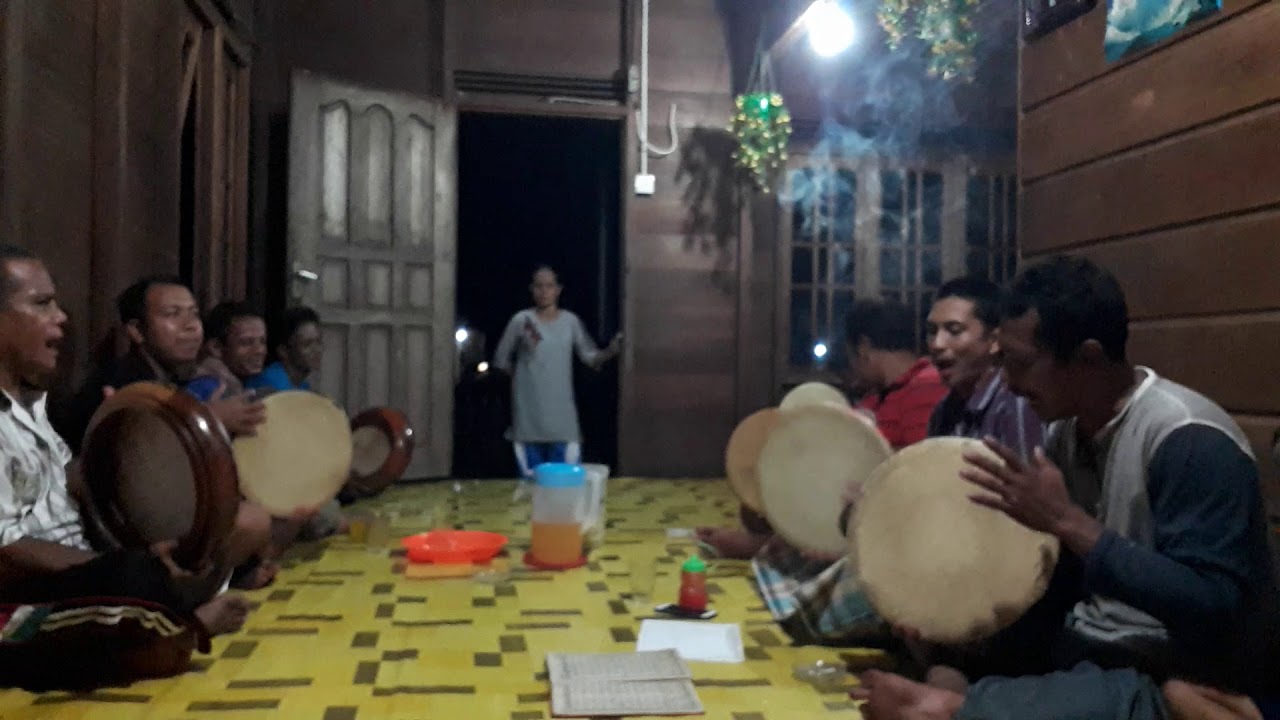 KOMPANG MELAYU LAGU KAMSYAFA - YouTube