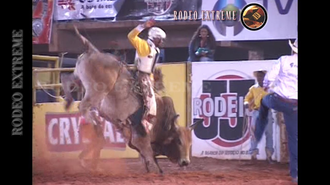 Rodeio Rondonopolis 2º round touro MT 2010 - YouTube