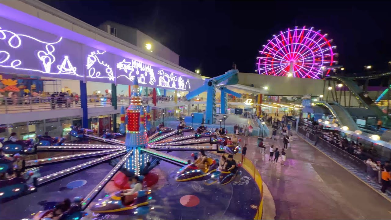 Go to Snow World Manila, Star City. - YouTube