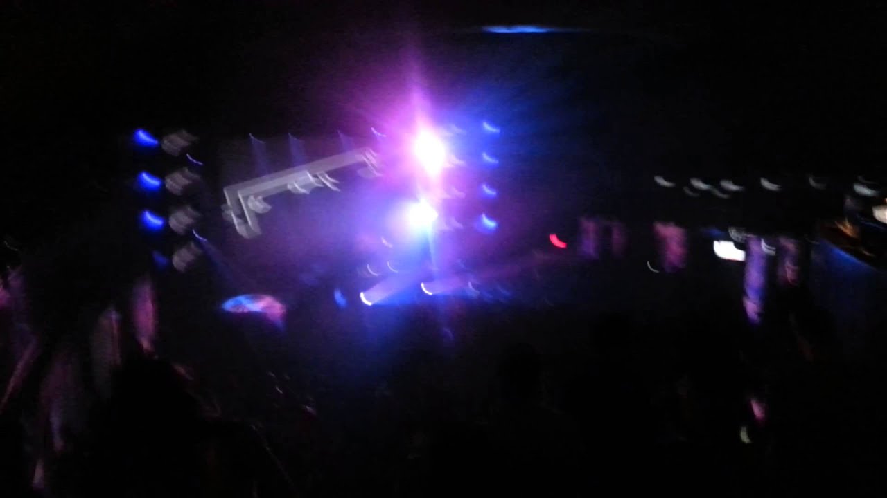 Hardwell - Flames Central, Calgary.mp4 - YouTube