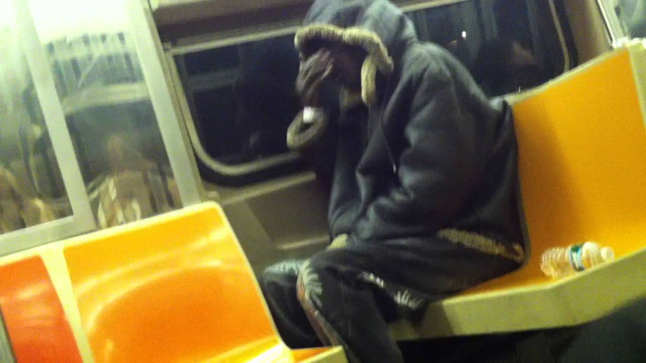 homeless guy smoking weed on the nyc subway - YouTube