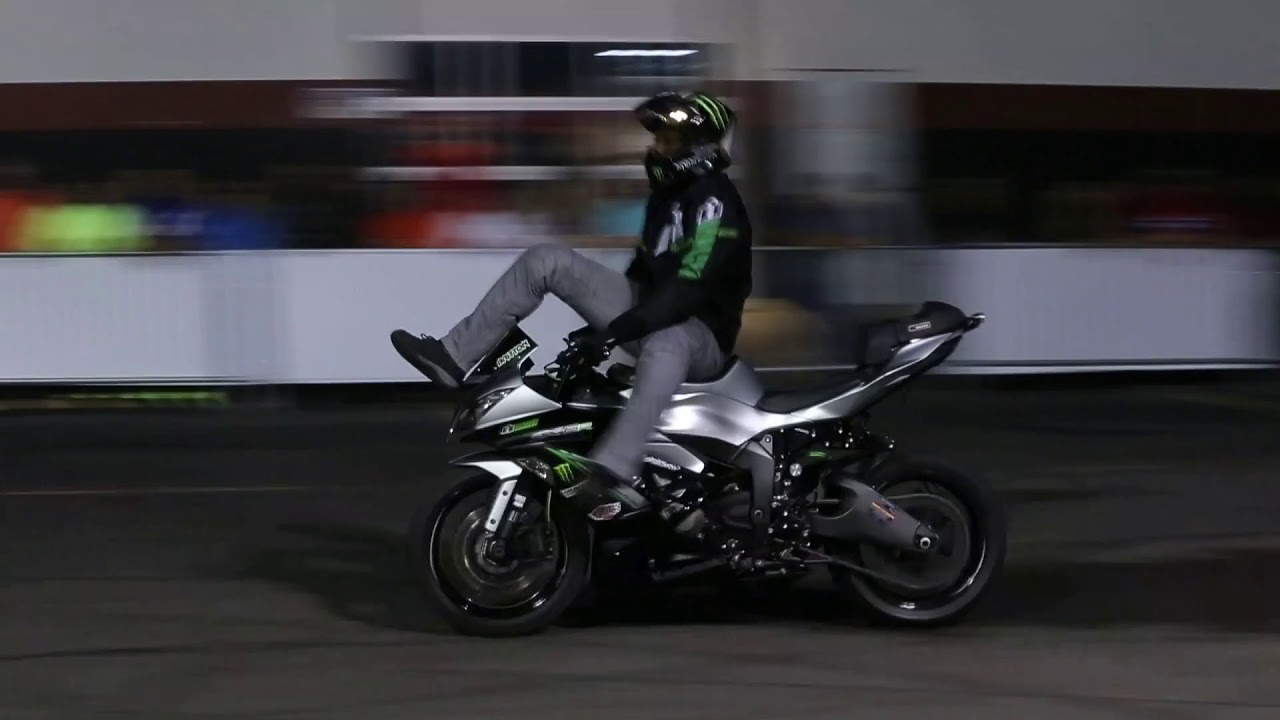 Jason Britton No Limit Stunt Show @ Woods Cycle Country - YouTube