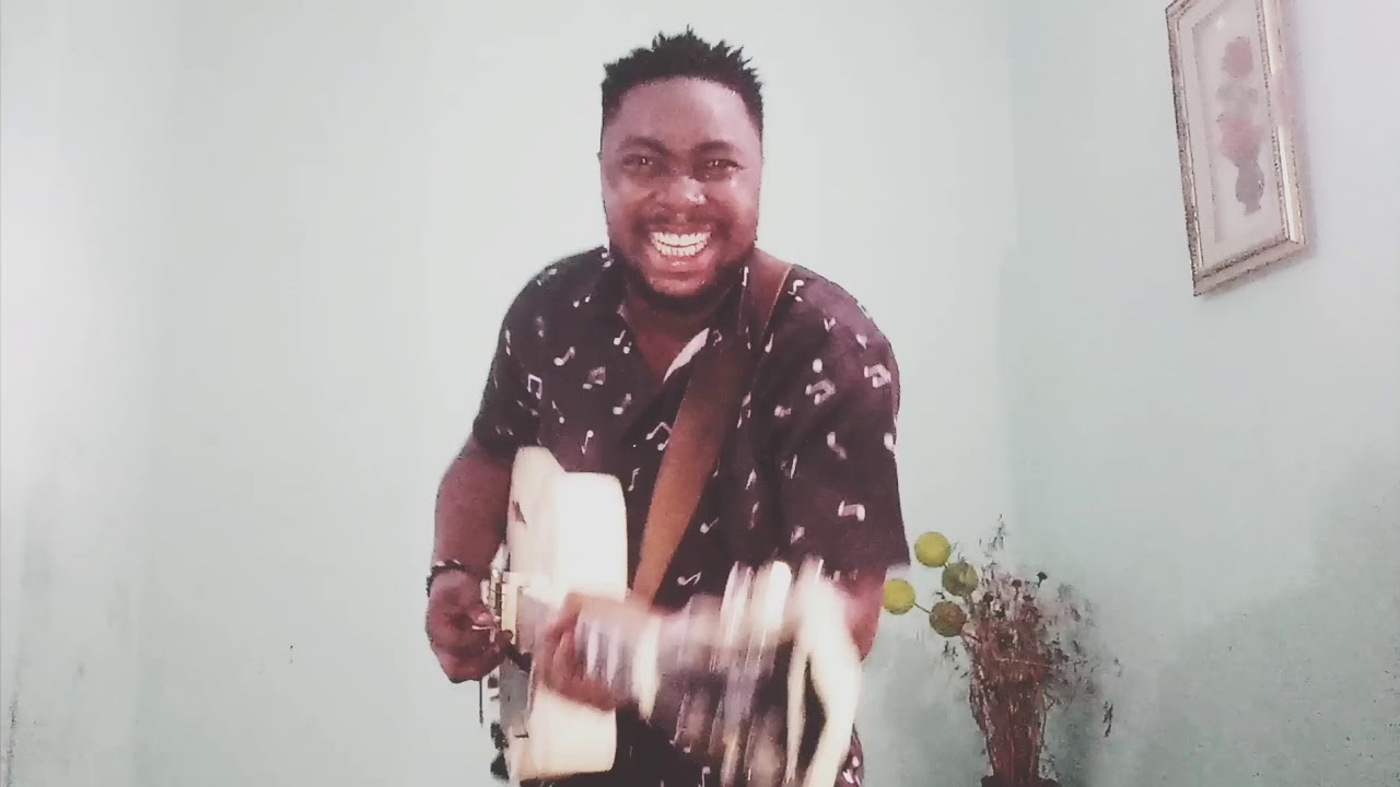 Praise and worship section with Sammy Guitar (men's choir) - YouTube