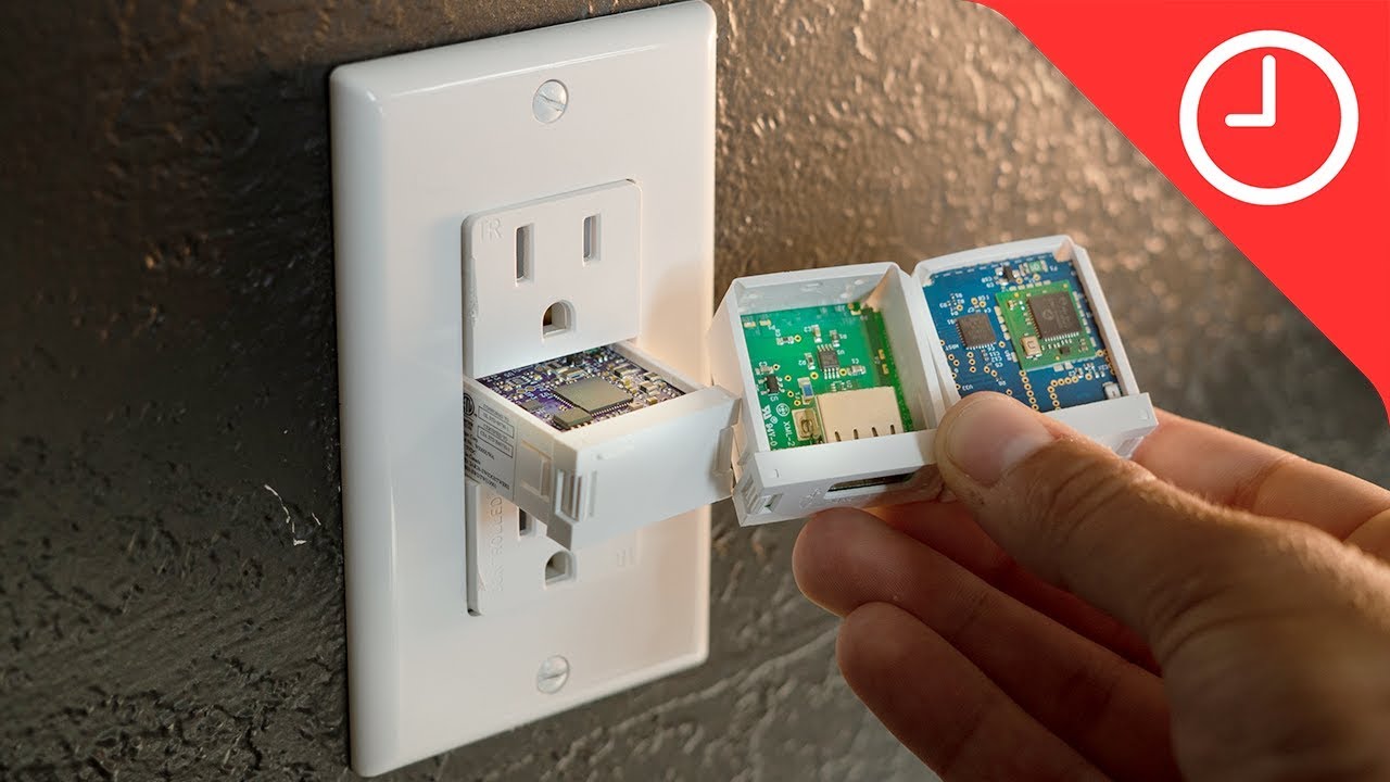 Swidget Configurable Outlet Review: Future-proof your smart home - YouTube