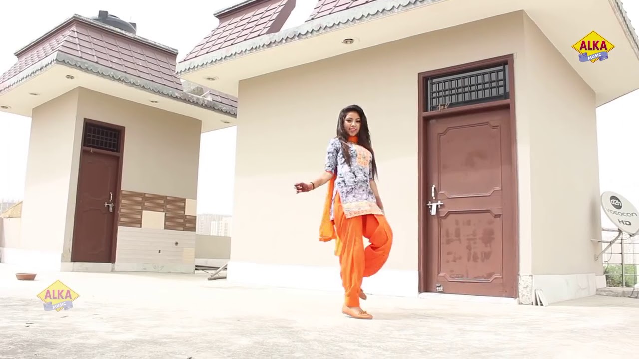 New Haryanvi saxy dance 2018 dancer Nandini Thakur(1) - YouTube