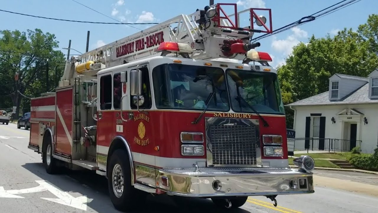 Salisbury Fire Department Engine & Ladder 1 Responding - YouTube