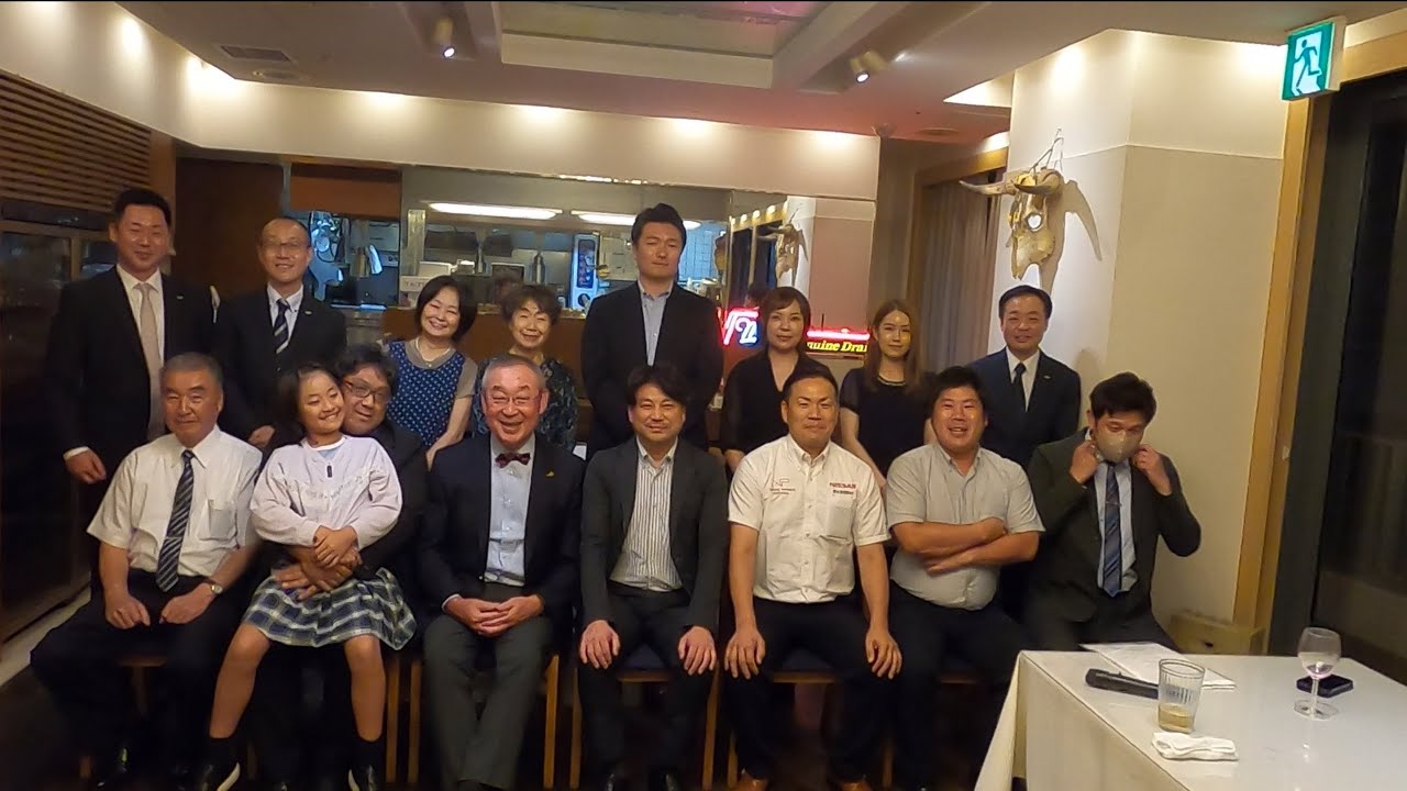 出るか！？松浦取締役の毒舌！2024年度優秀C/A・店舗表彰式 - YouTube