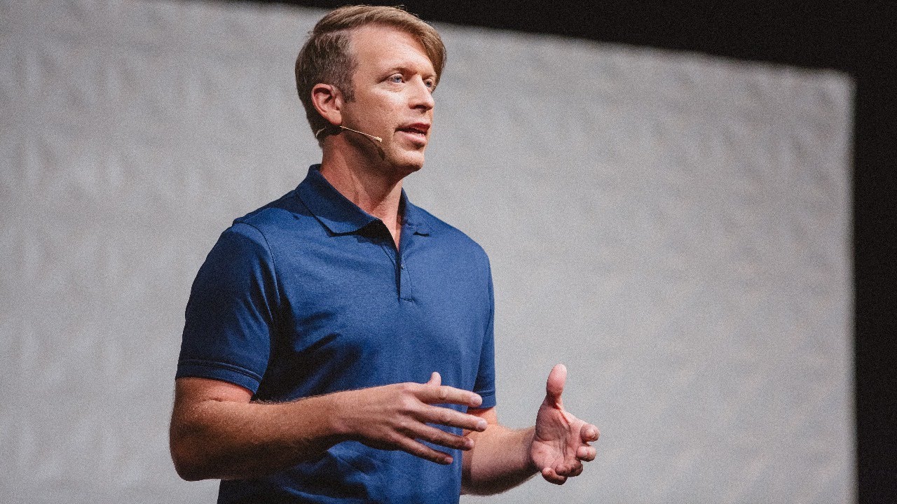 Faithfulness In an Uncertain Age: Gabe Lyons - YouTube