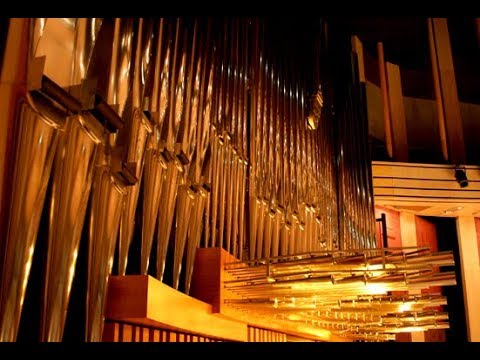 XAVER VARNUS PLAYS THE WORLD PREMIERE OF FRIGYES HIDAS' ORGAN CONCERTO ...