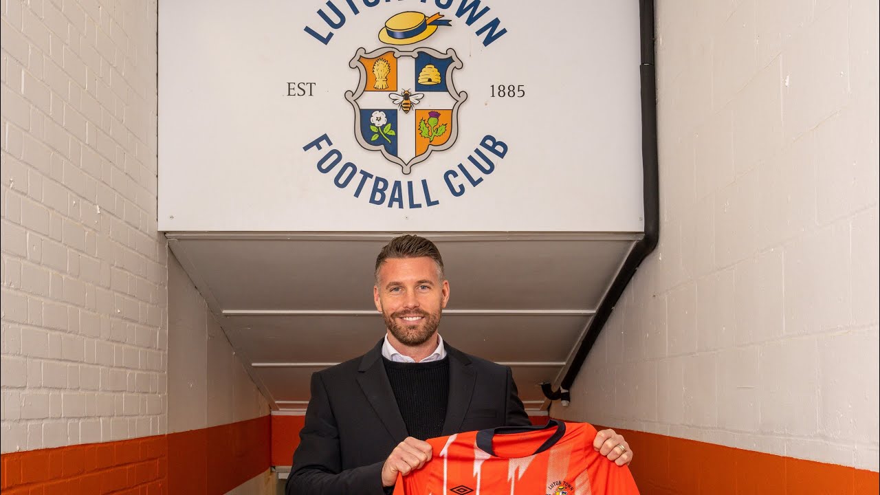 Welcome To Luton Town, Rob Edwards! - YouTube