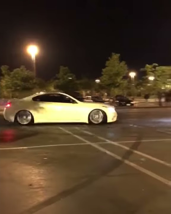 G37 coupe doing donuts - YouTube