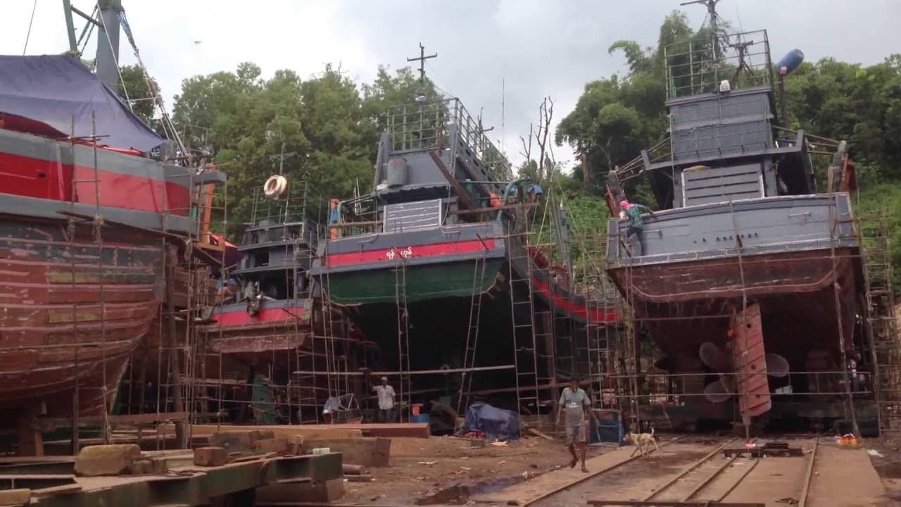 อู่ต่อเรือ เมิองมะริด ใหญ่ที่สุดในพม่า เรือไม้ลำใหญ่มาก Boat Myeik ...