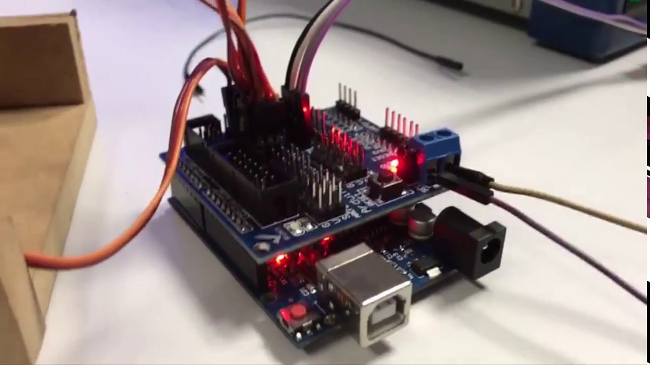 ITNL | Proyecto Brazo 5 GDL con Bluetooth - YouTube