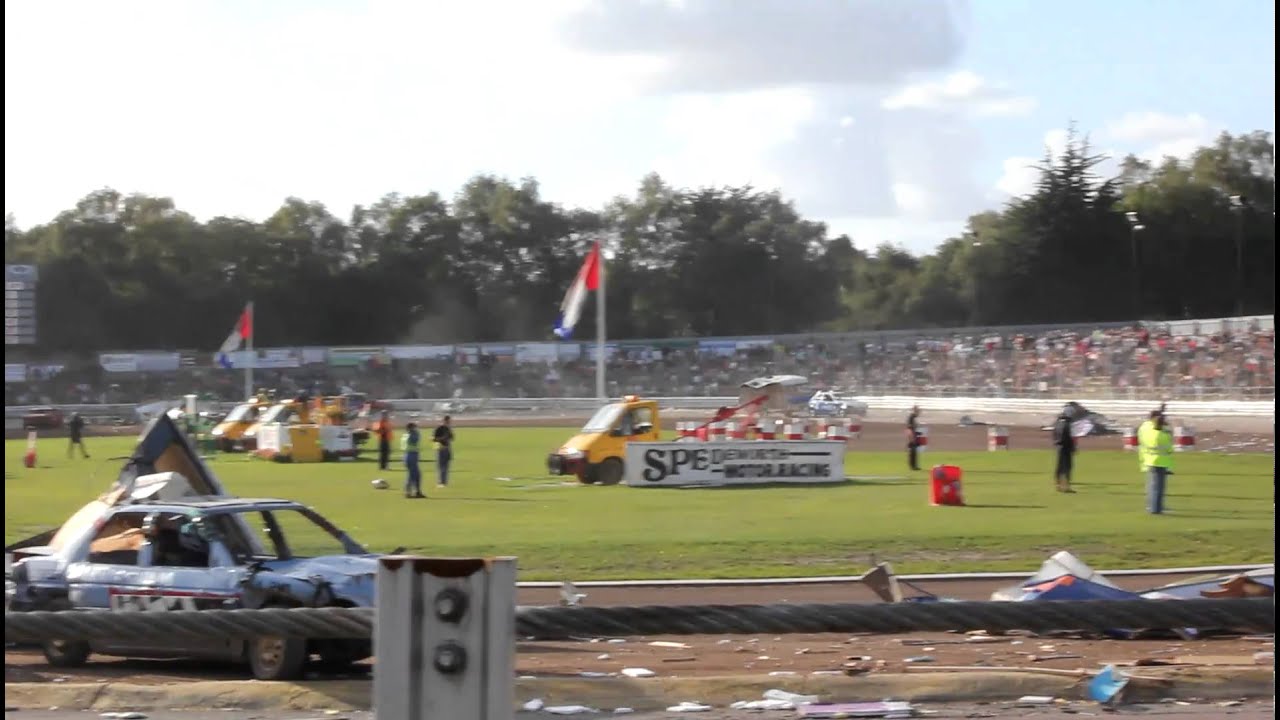 Banger racing Ipswich - YouTube