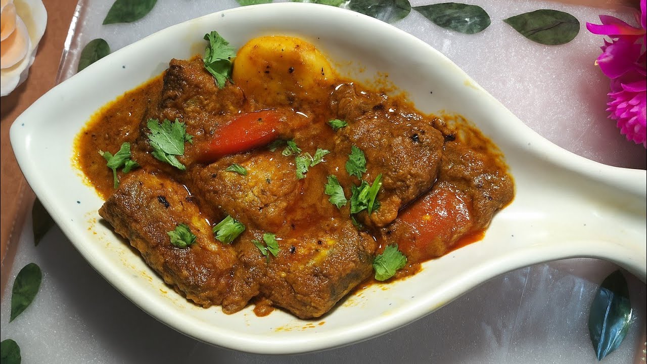 Katla Machli Curry Recipe | कटला मछली करी रेसिपी | Traditional Bengali ...