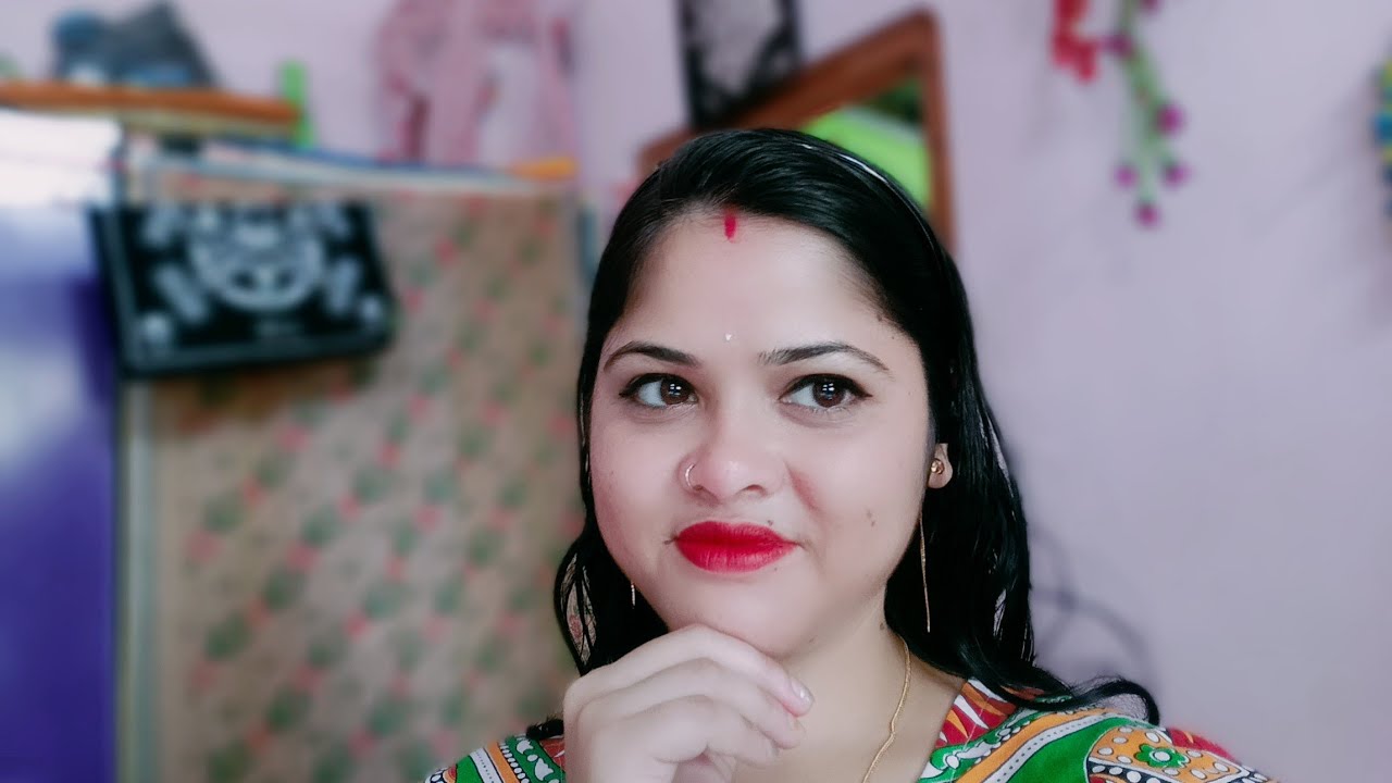 Lip Smelling funny video - YouTube