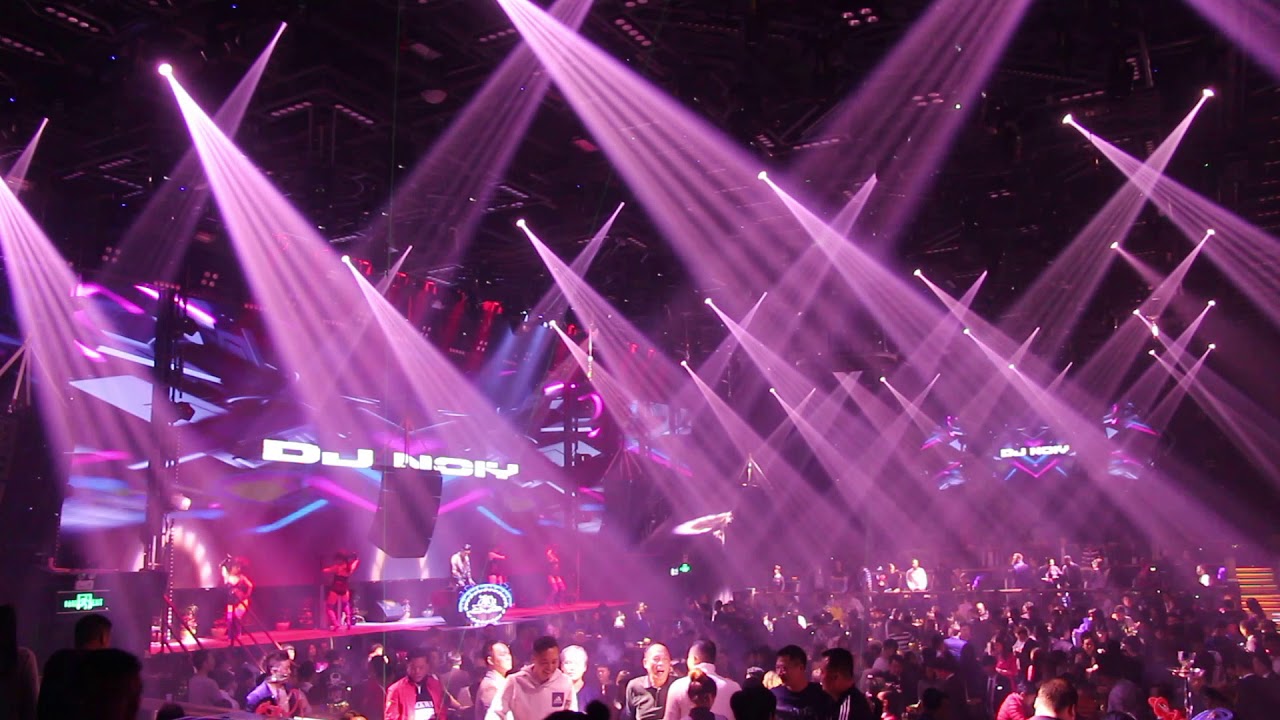 Caribbean Nightclub lighting show - YouTube