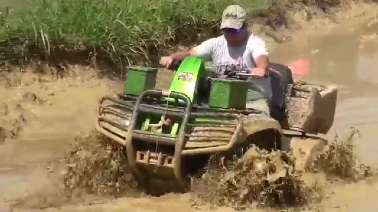 4 wheeler's hitting the Mud Pit at Creekbottom Farms 2014 Free Ride ...
