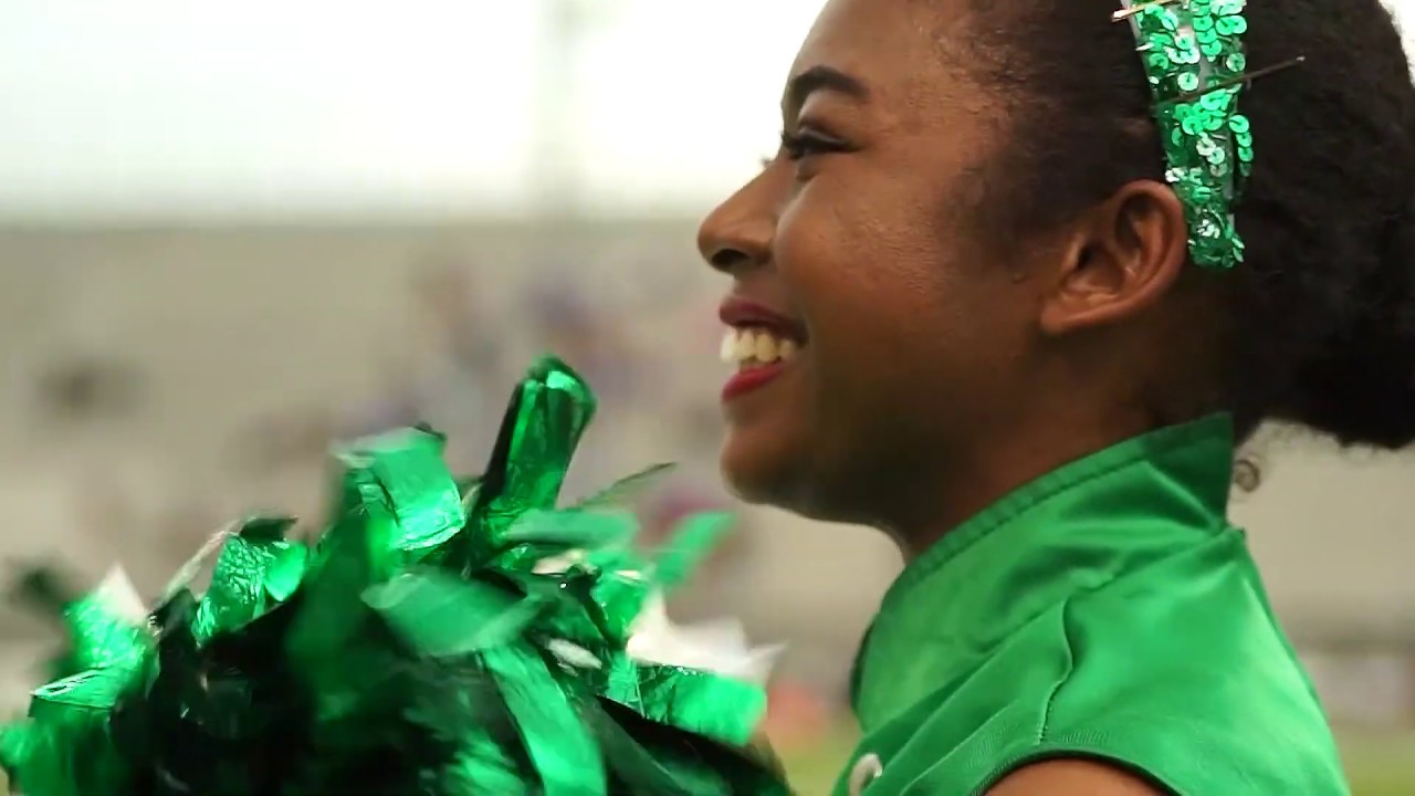 Bryan Adams Belles Promo 2018 - YouTube