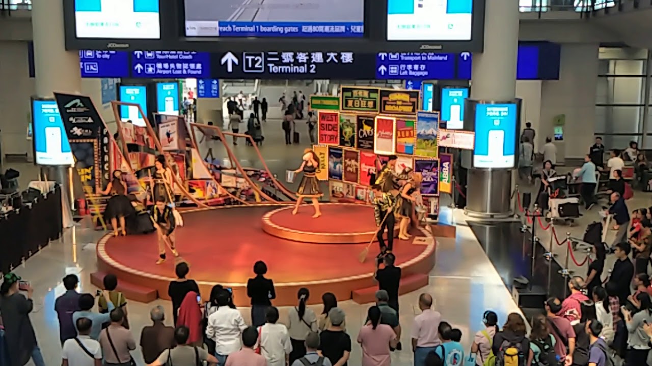 HKIA 2018 Summer Broadway - YouTube