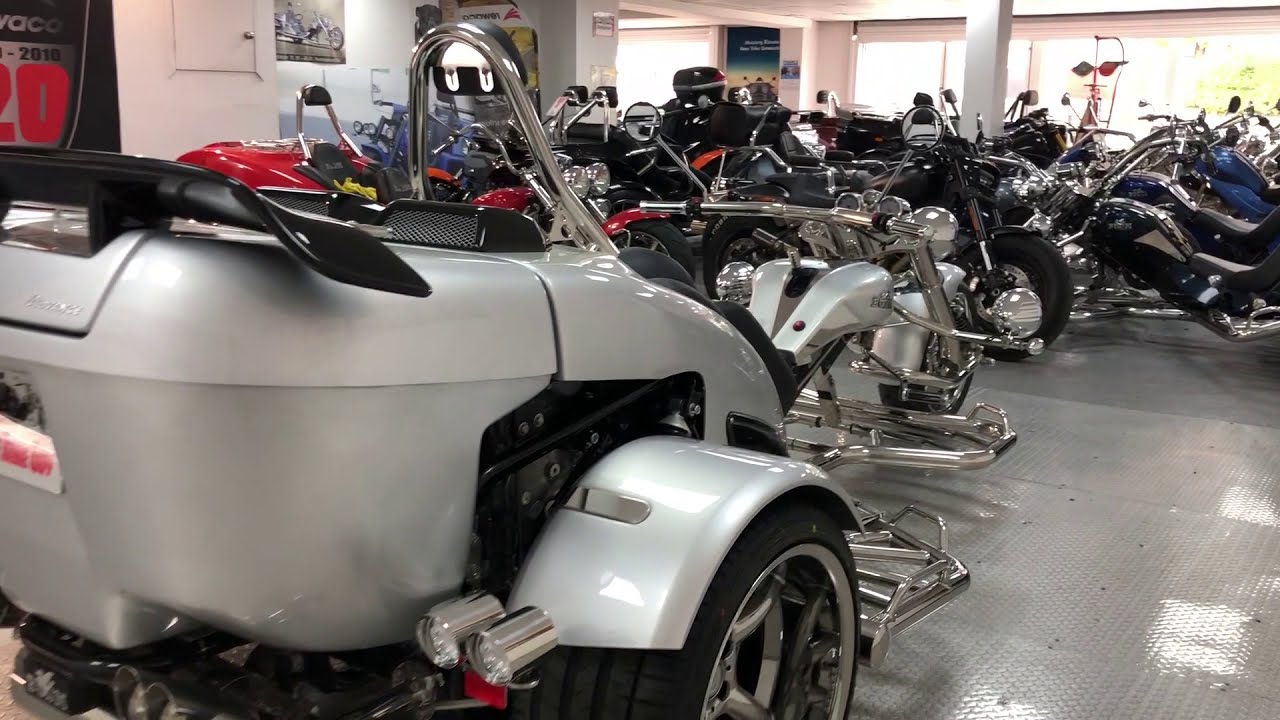 Boom Trike Mustang Touring Automatic *BRAND NEW* @THE TRIKE GUY - YouTube