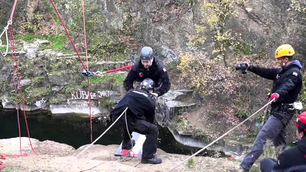 Rat rope jump - YouTube