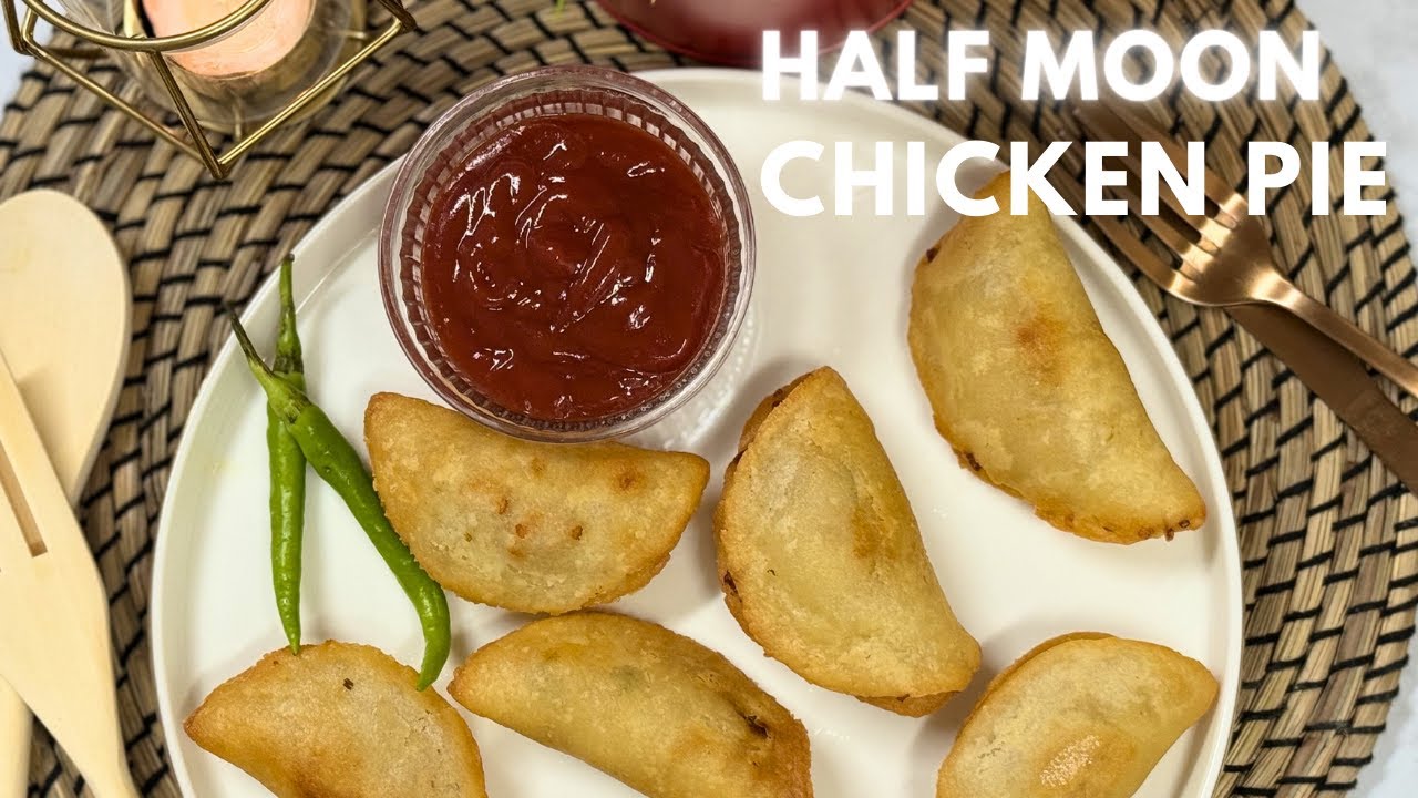 CRISPY HALF MOON CHICKEN PIES - YouTube