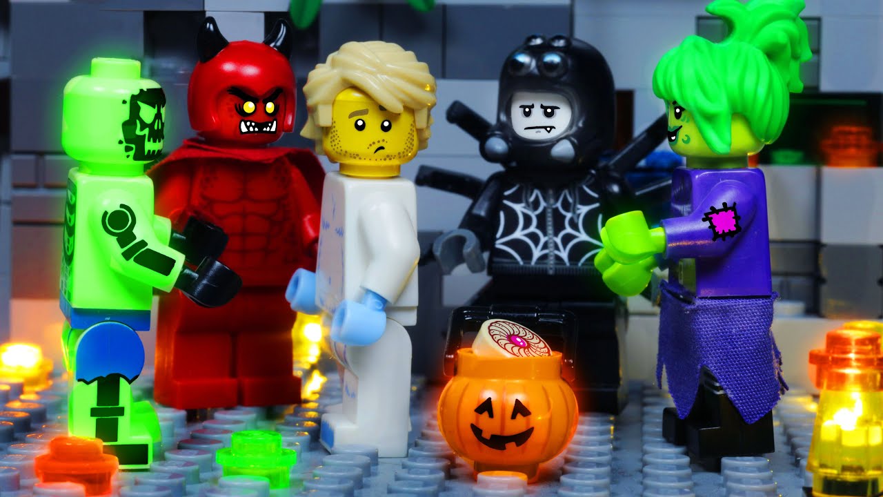 LEGO HALLOWEEN MONSTERS TRICK OR TREAT | LEGO STOP MOTION - YouTube