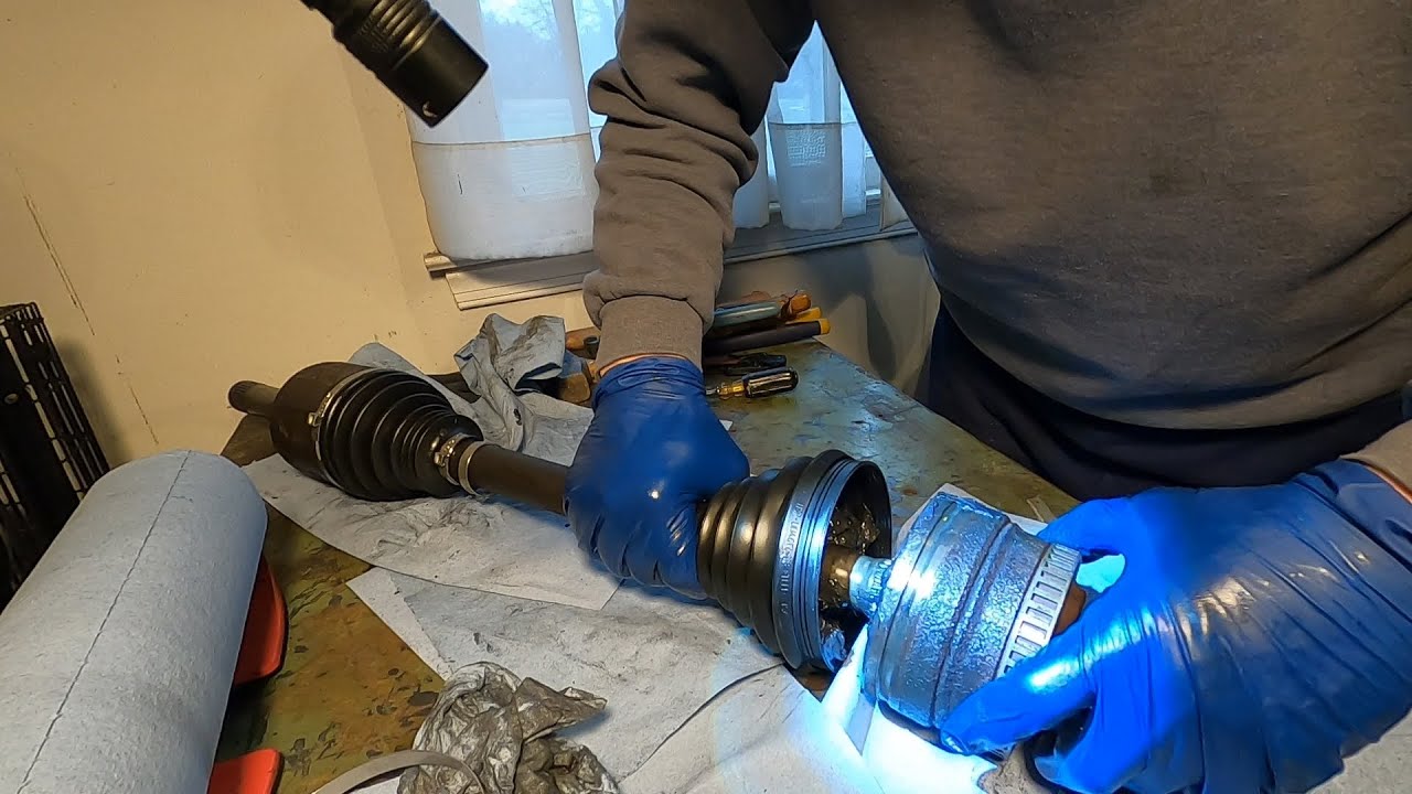 2012 Range Rover Rear CV Axle Re-Boot - YouTube