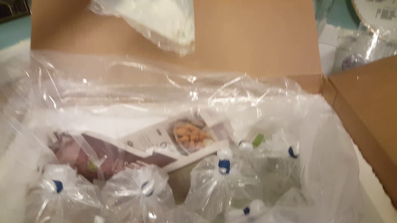 Salty Bottom Reef Company - CUC and Livestock Unboxing Pt1 - YouTube