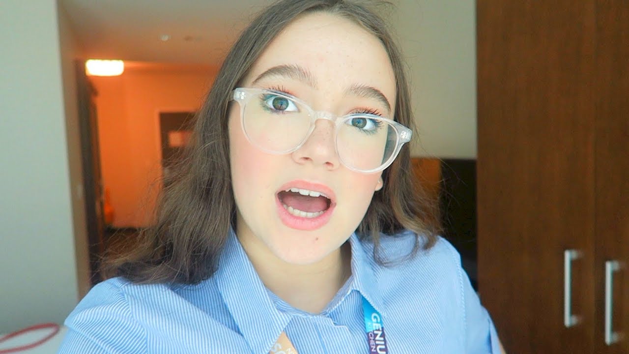 CRAZY, Busy & Fun Day! FionaFrills Vlogs - YouTube