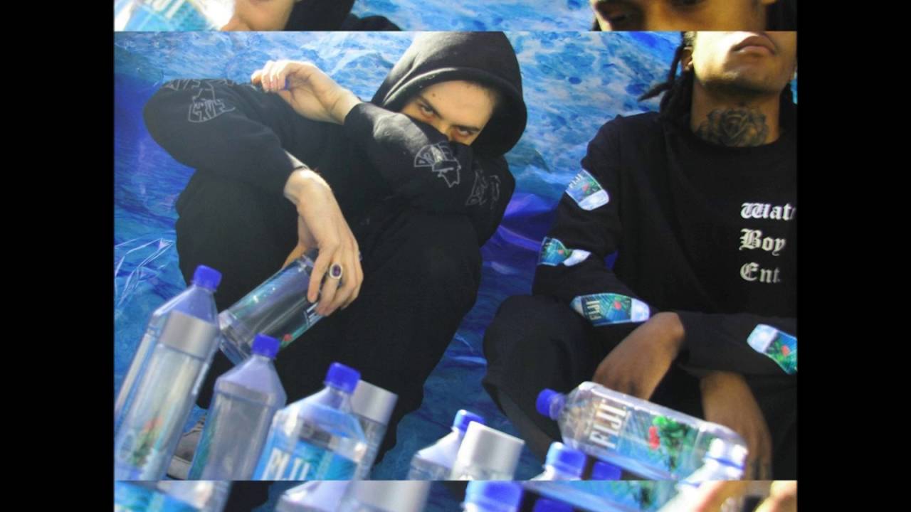 (FREE) BONES & CHRIS TRAVIS SESH WATER BOYZ TYPE BEAT - YouTube