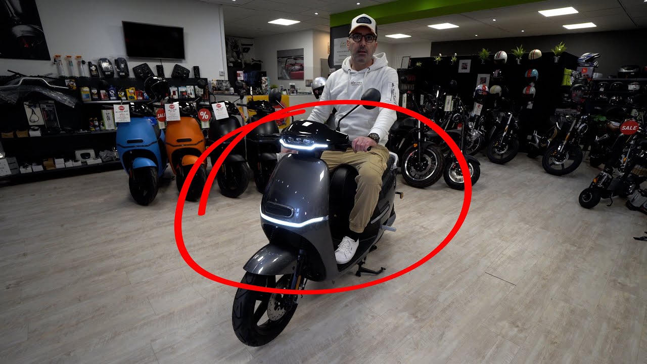 E-Scooter 2023 Horwin EK3 Futuristisches Design 90km Reichweite Review ...