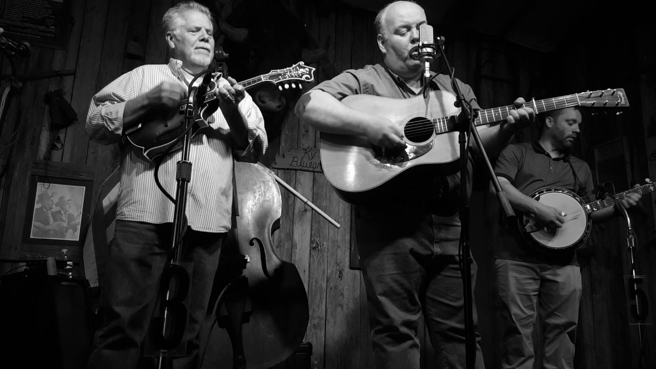 Rickey Wasson Band / Some Broken Hearts Never Mend - YouTube