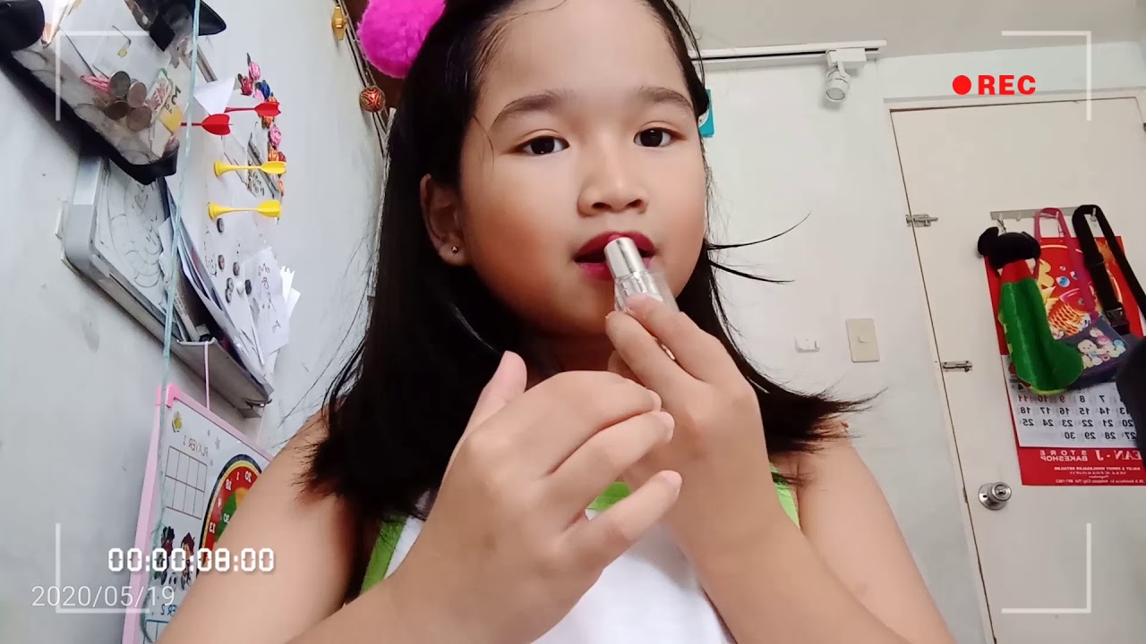 Lipstick 101 - YouTube