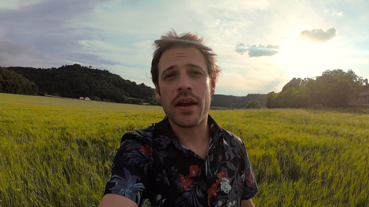 Guillem Soler - Retrat en Colors - Videoclip oficial - YouTube