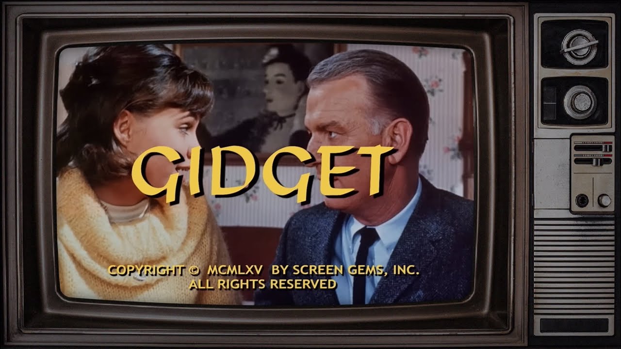 Gidget (1965 TV Series) • Opening & Closing Segments - YouTube