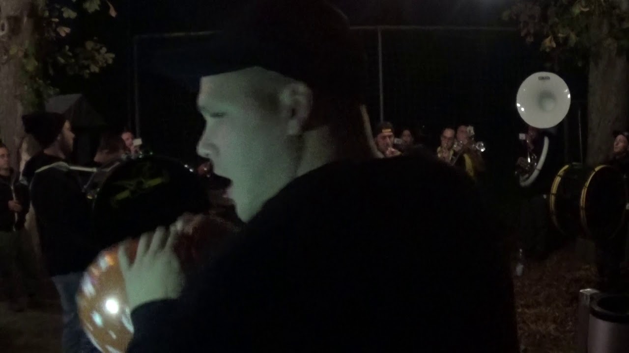 Guggemuusig Träne Furzer Basel @ 5. Furzer Mania (01.09.2018) - YouTube