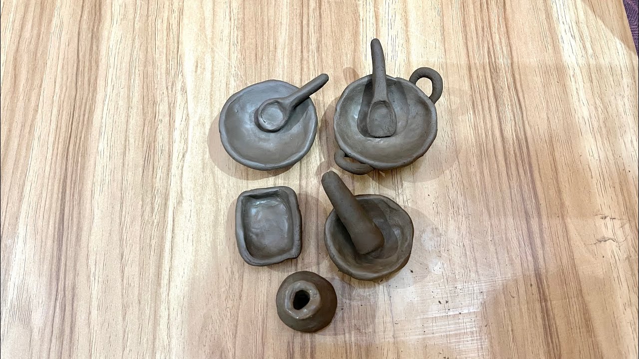 Mitti ke khilone making with hands using natural clay only amazing ...