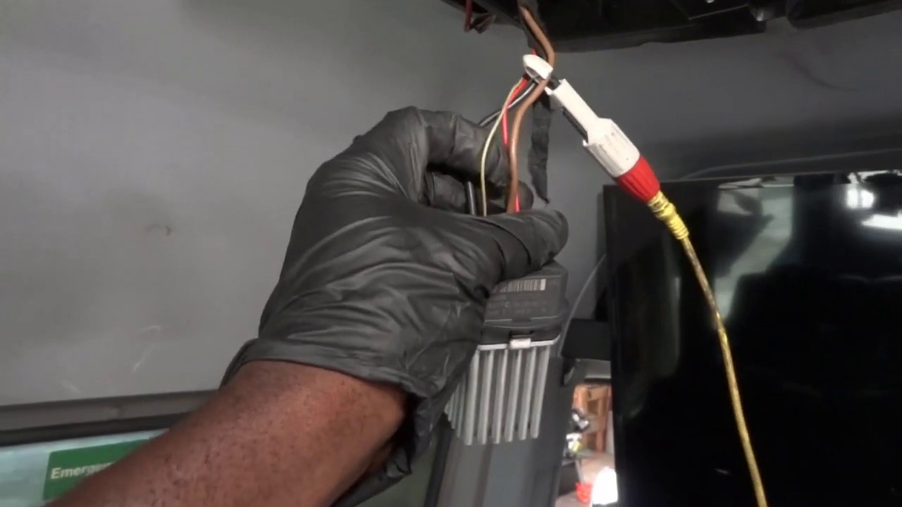 How to Test a Blower motor Resistor on a Mercedes/Dodge Sprinter - YouTube