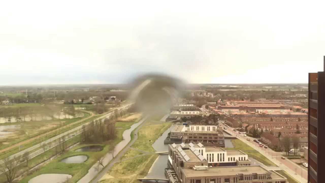Storm en regen - YouTube
