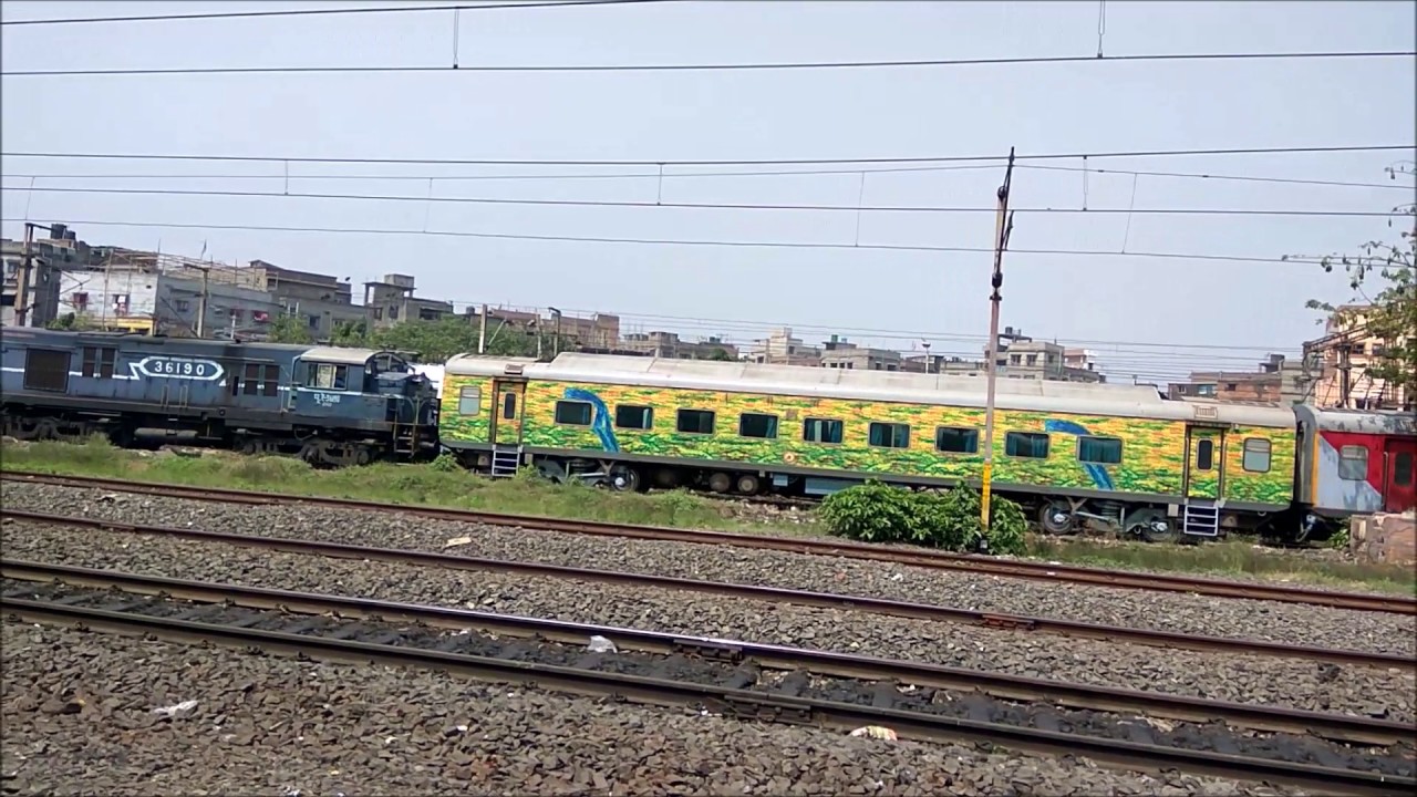 Parallel Action with Duronto-Rajdhani LHB Coach Leads WDM3a - YouTube
