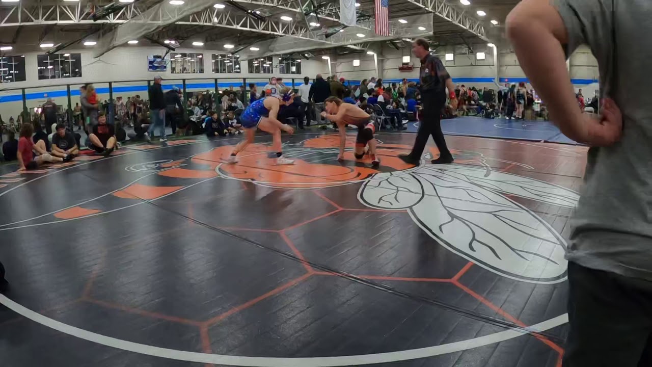 Matthew McAfee 128lbs at supreme killer national duals against team ...