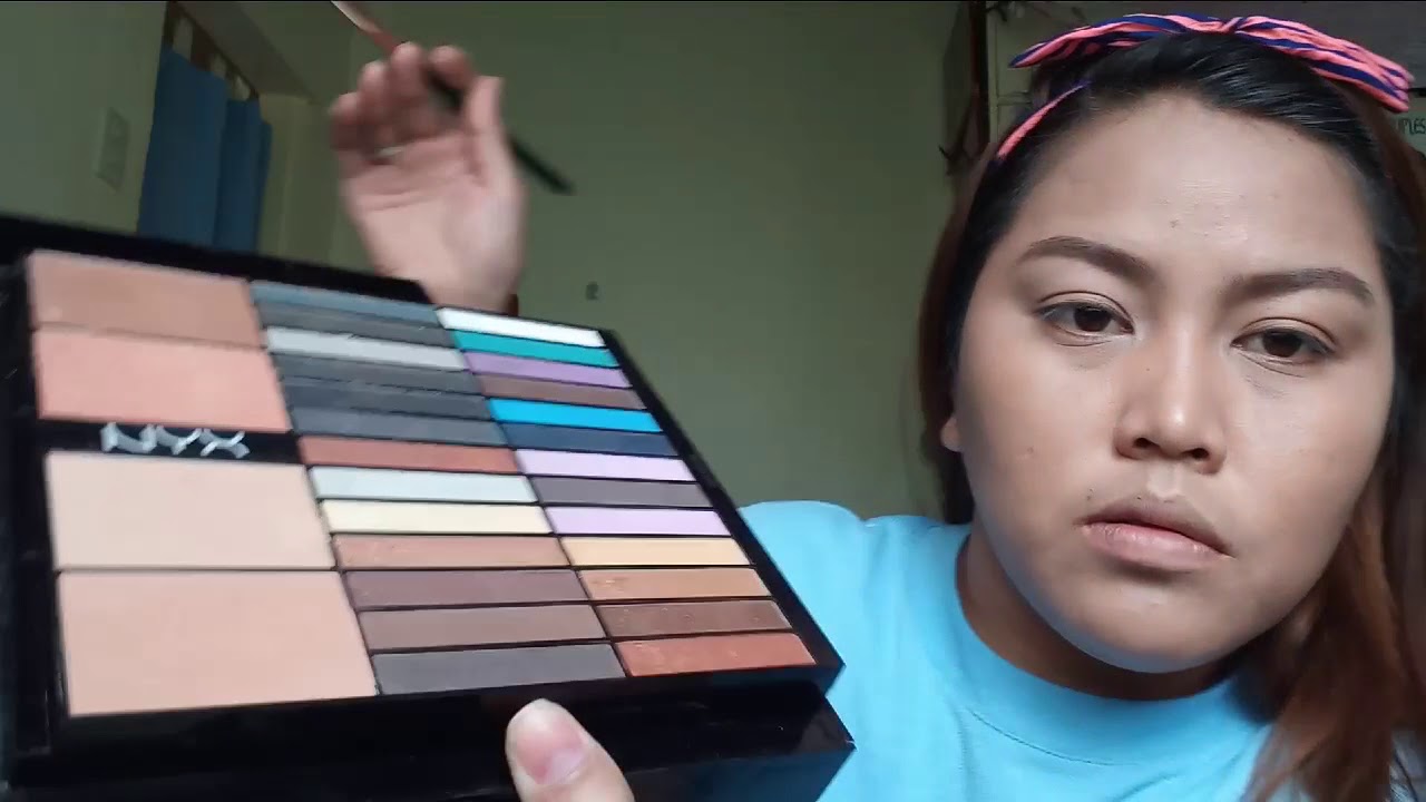 MY FIRST EVER MAKEUP TUTORIAL - YouTube