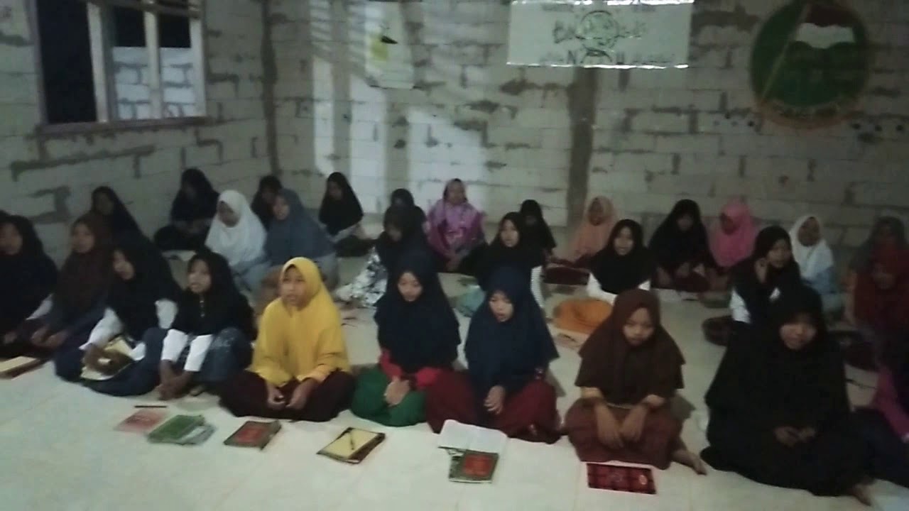 Bimbingan Sorogan Membaca Kitab Kuning - YouTube