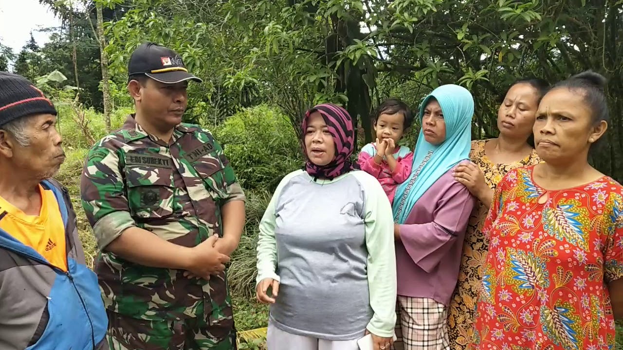 DANRAMIL 1114/CILAWU KAPTEN INFANTRI EDI SUBEKTI DAN PARA BABINSA ...