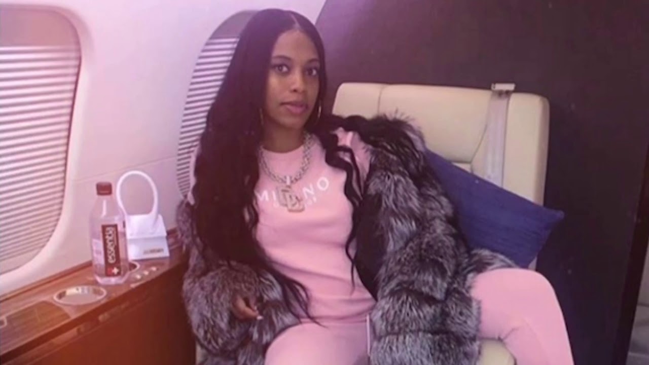 Meek Mill and Milano in Private Jet together | TEALOG - YouTube