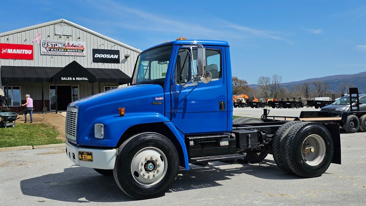 FOR SALE!!! 1997 FREIGHTLINER FL70 - YouTube
